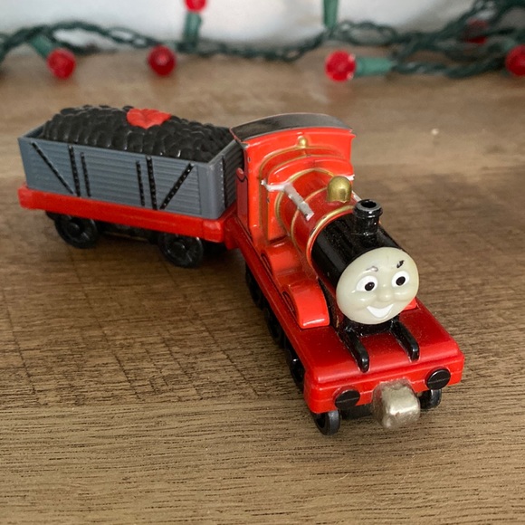 Thomas & Friends | Toys | James And A Troublesome Truck Push Train ...